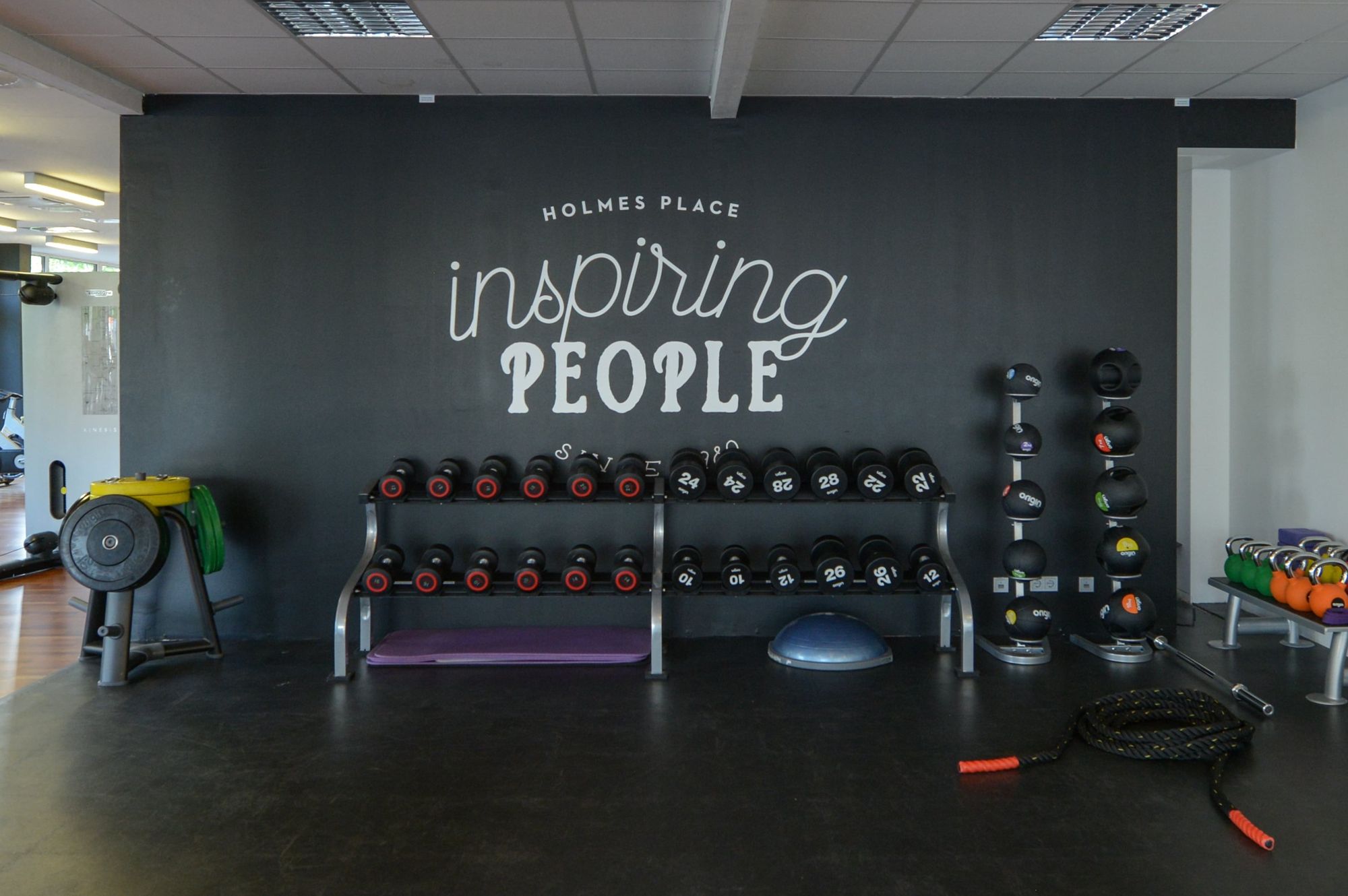 Holmes Place Premium Fitnessstudios