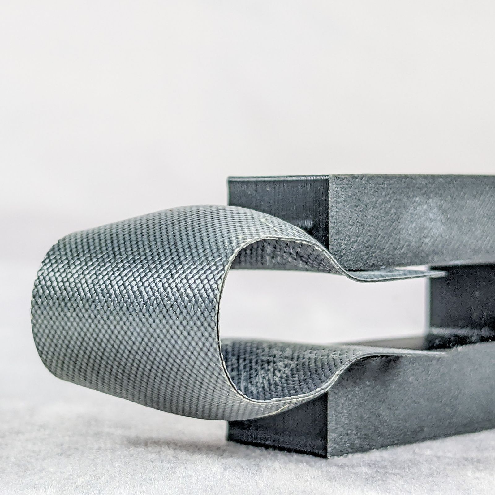 Opterus Product Lenticular Offset Composite (LOC) Hinge