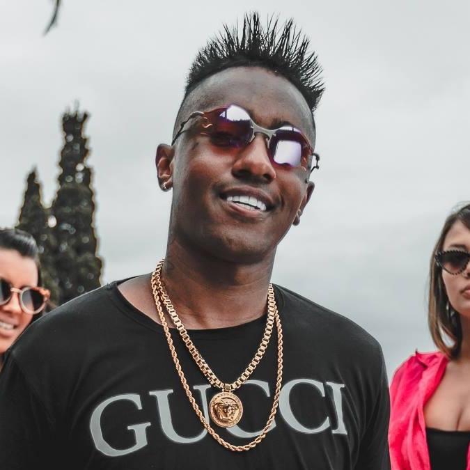 Mc Dede: The Brazilian Singer, Rapper and Songwriter