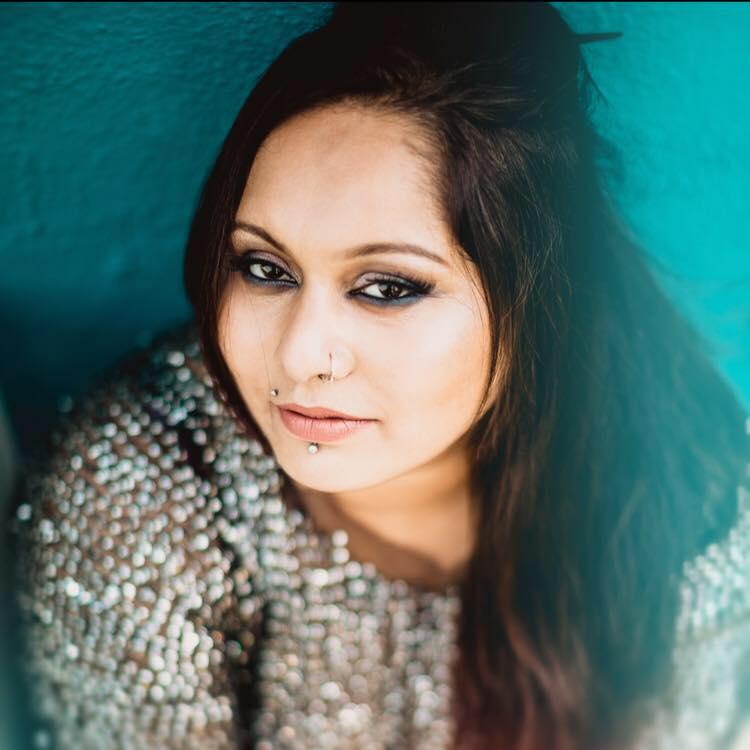 Shefali Alvares: The Indian Pop Singer with a Melodious Voice