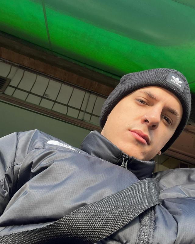 Acru: The Rising Hip-Hop Artist from Colombia