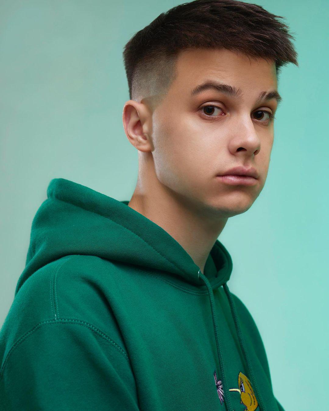 FOGEL (ФОГЕЛЬ): Music Artist & Songwriter