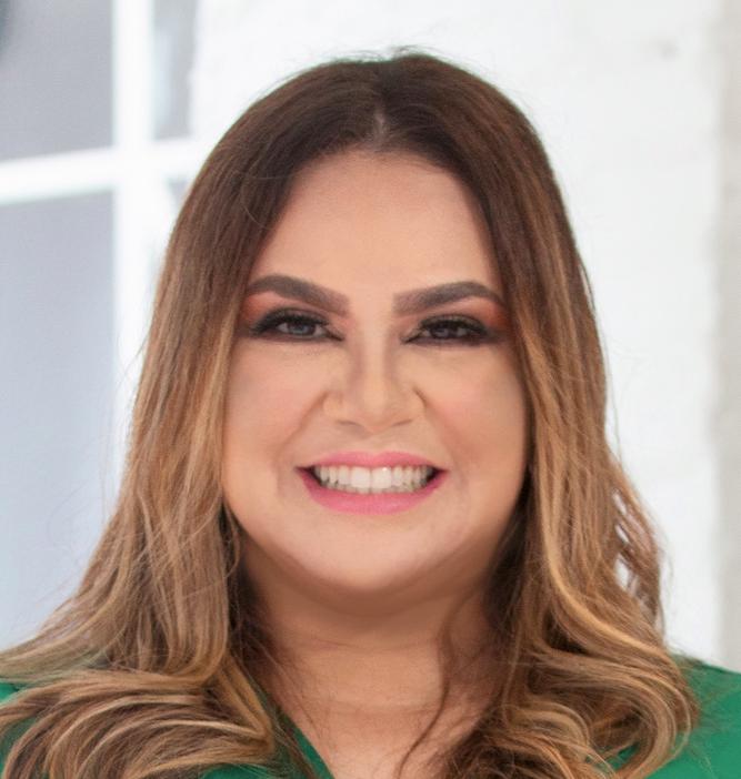 Sarah Farias | Singer, Songwriter, and Producer