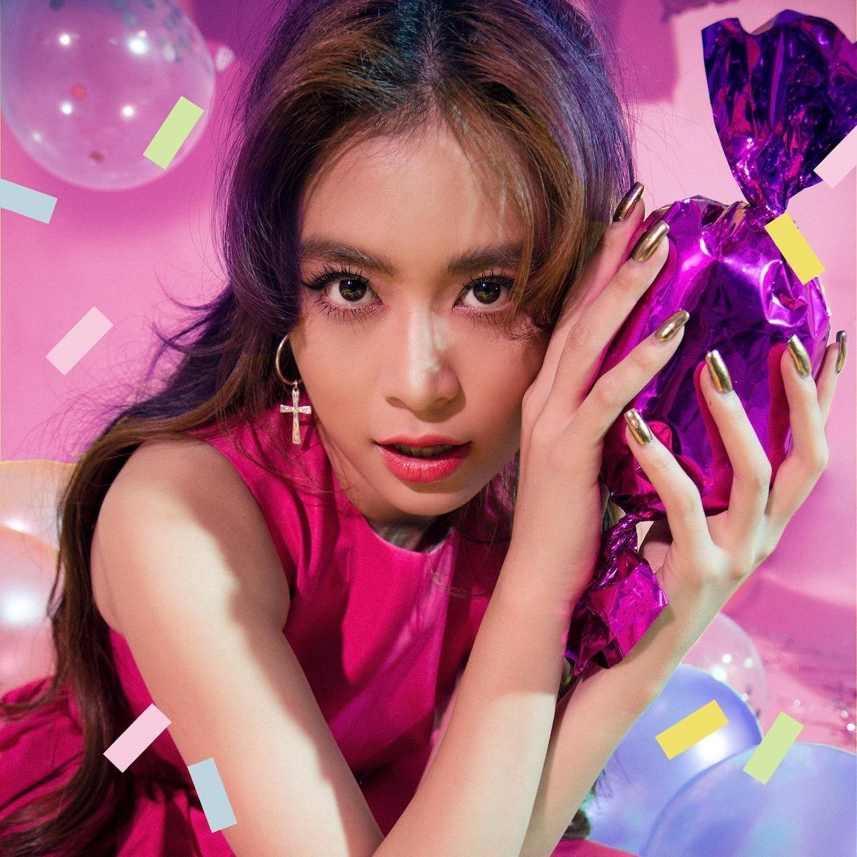 Hoang Thuy Linh - Vietnamese Pop Singer and Actress