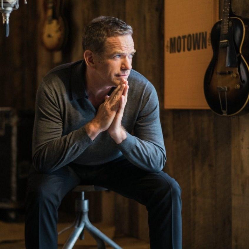 Garou - Legendary French Singer and Songwriter