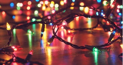 Marketing Your Christmas Light Installation Business: 9+ Ideas to Get ...