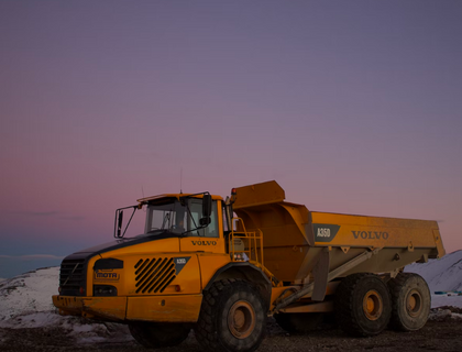 75+ Unique, Creative & Catchy Dump truck Business Names 👀