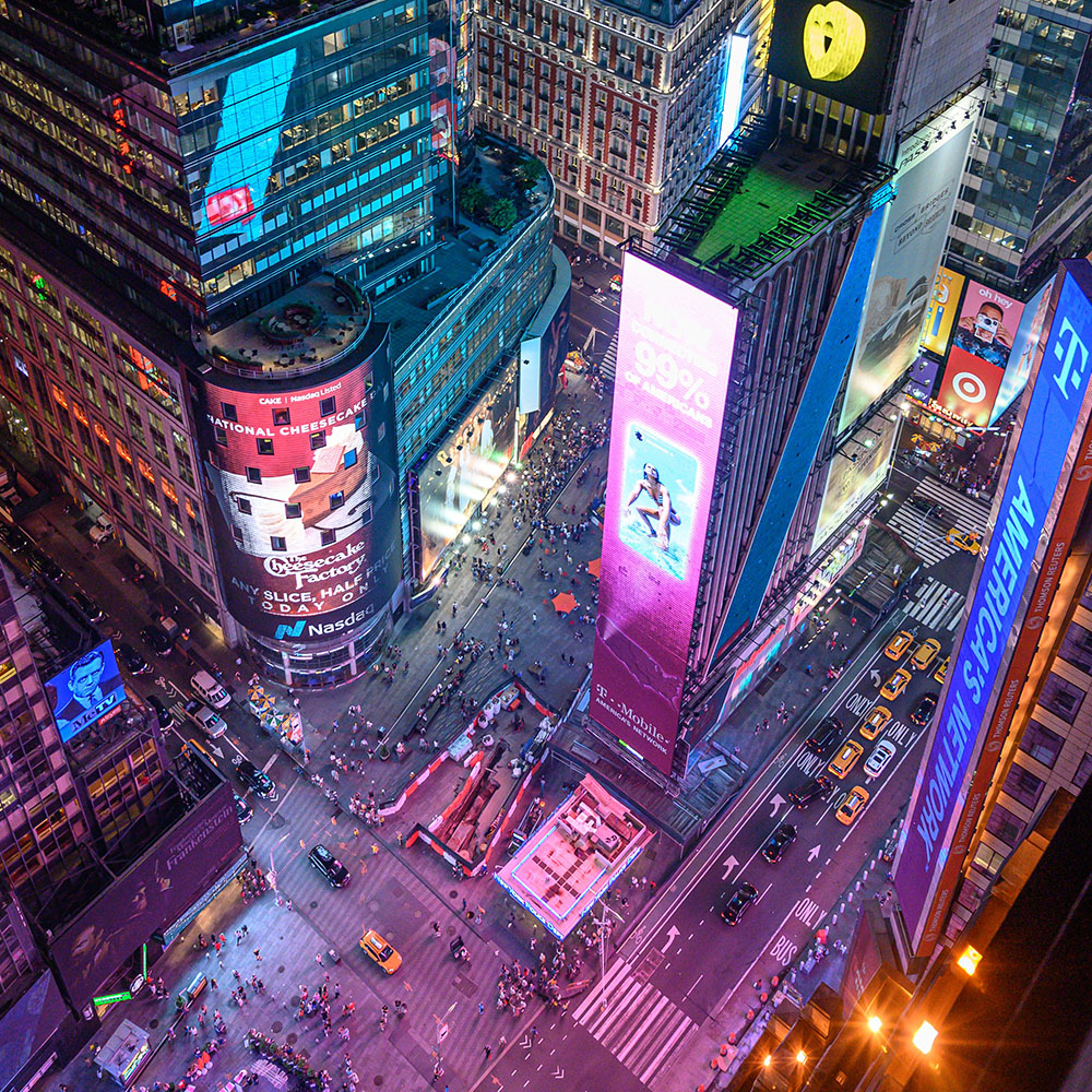 BCN Visuals - 3D Anamorphic Advertising - Innovation Company