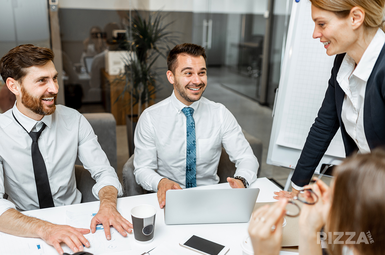 Ice Breaker vs. Energizer Activities: What's The Difference? - Pizzatime