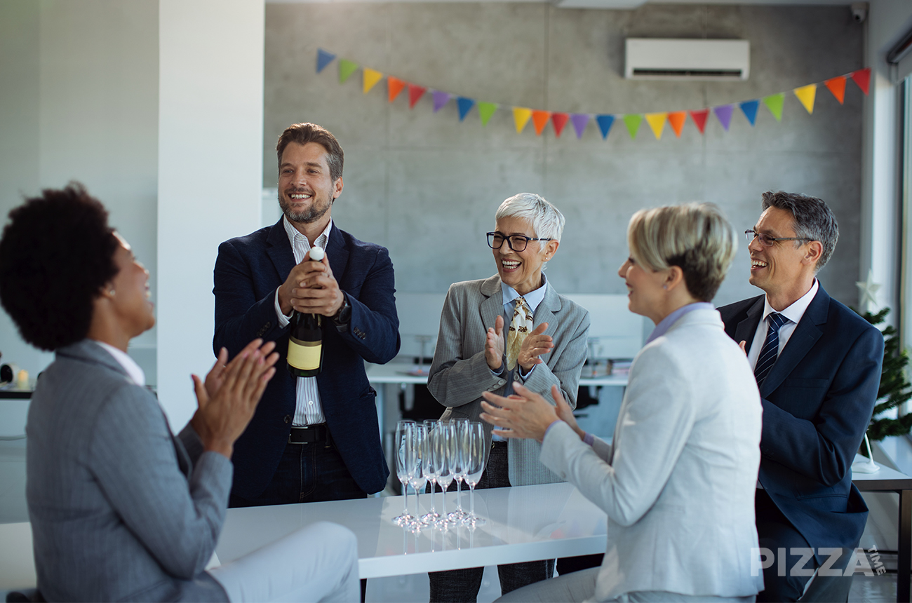 25 Ideas to Celebrate an Employee's Work Anniversary - Pizzatime