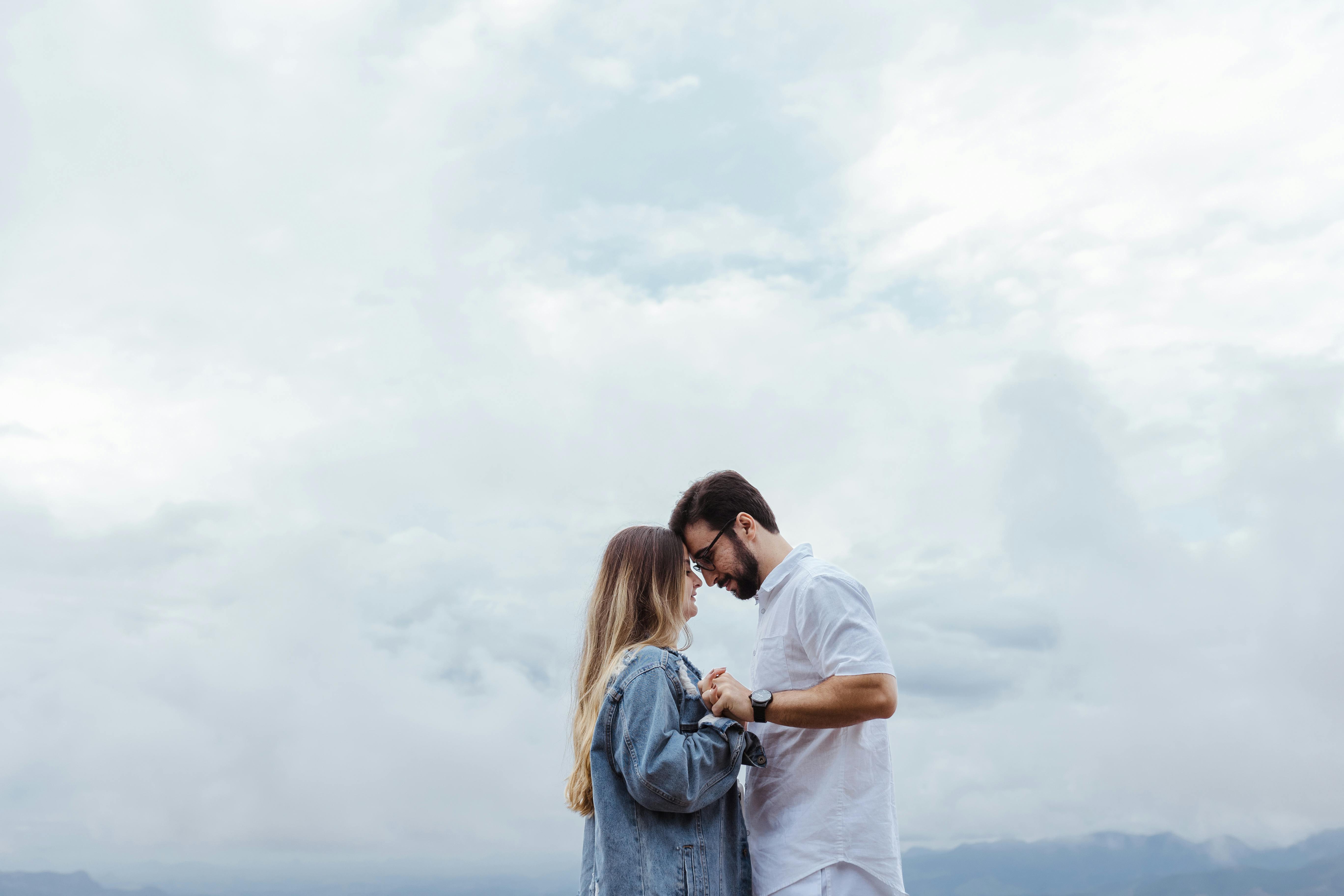 The Top 5 Habits of Happy and Secure Couples