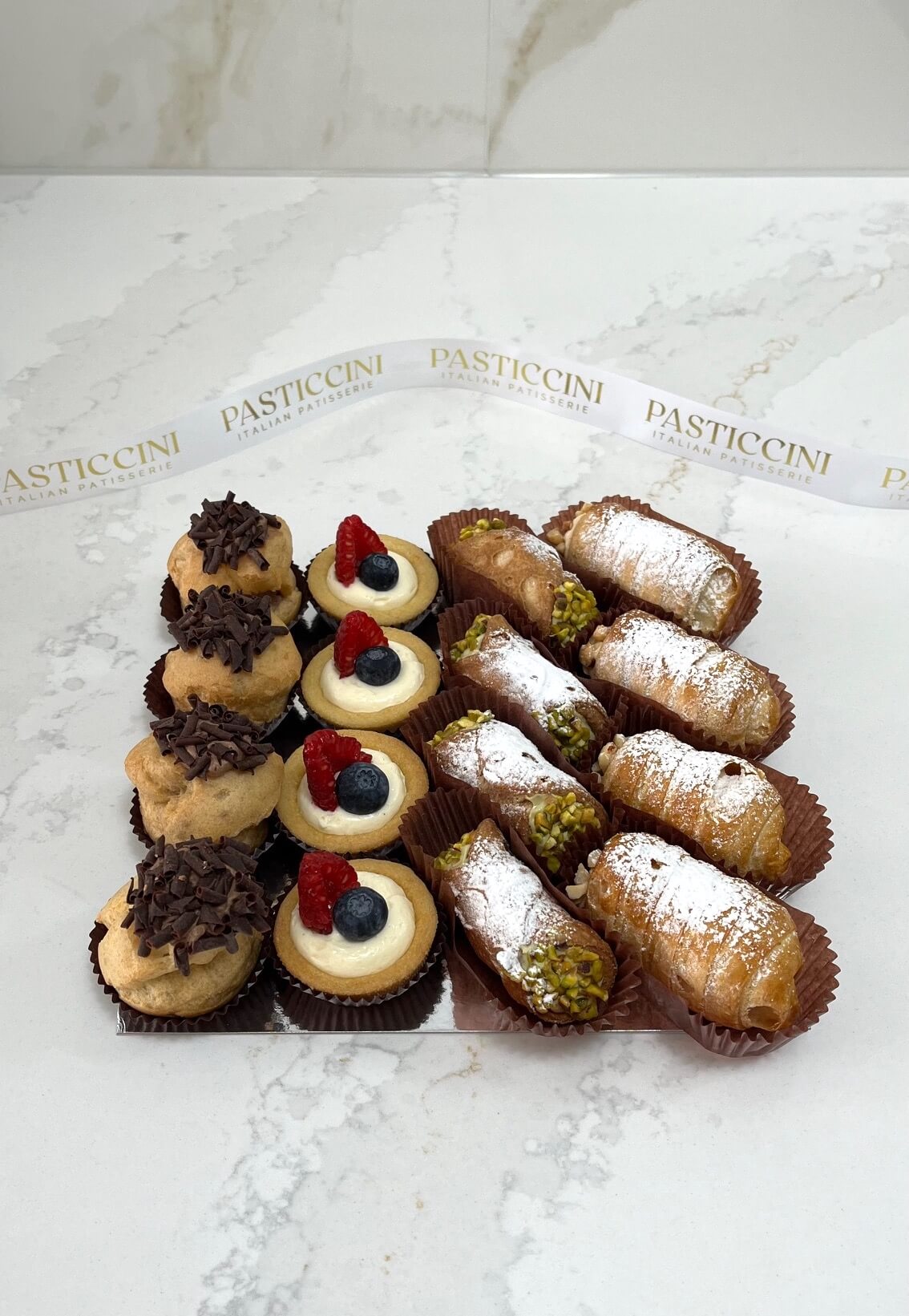 Tutti Gusti Selection Box - By pasticcini Italian pastries