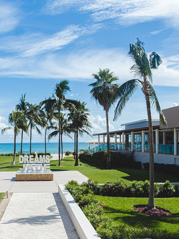 Dreams® Jade Resort & Spa | Air Canada Vacations