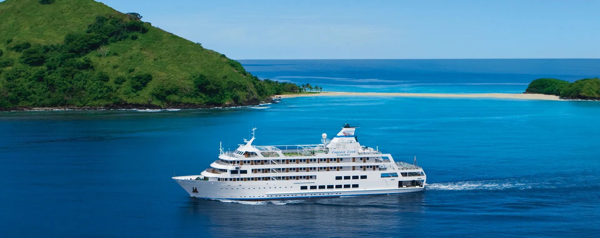 Reef Endeavour – Captain Cook Cruises Fiji