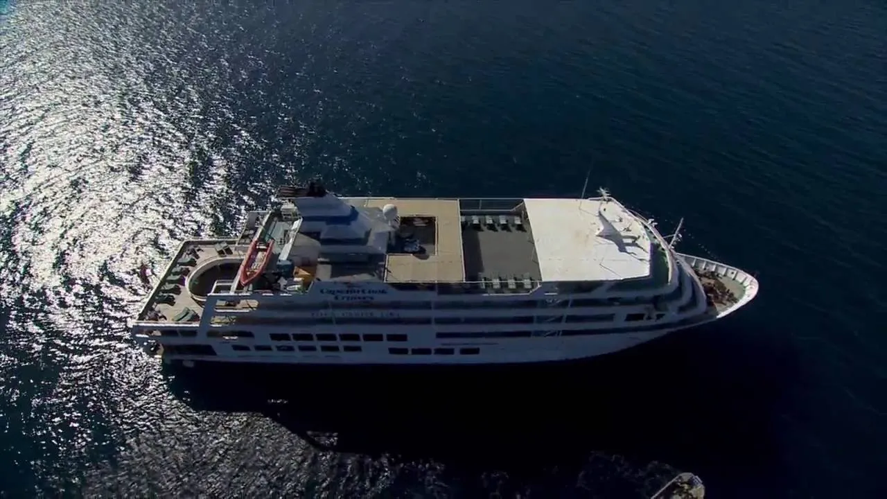 Spirit of the Pacific – Captain Cook Cruises Fiji