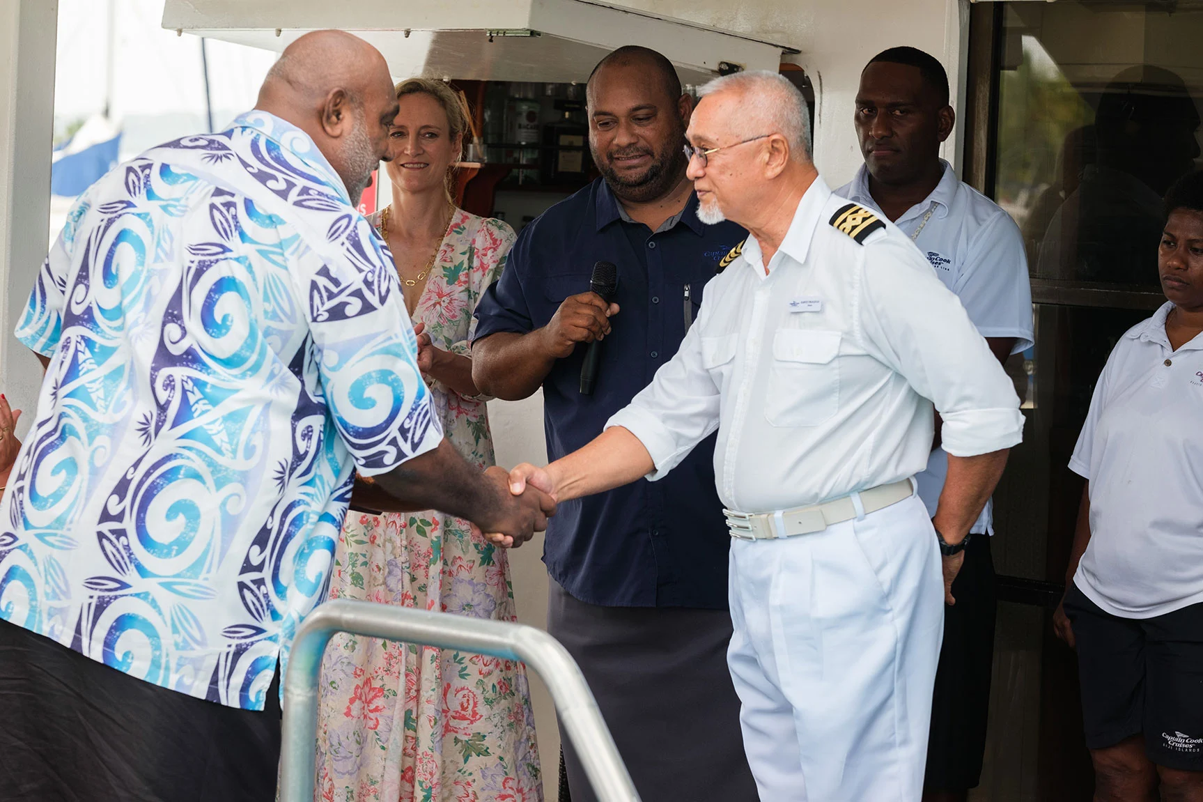 Reef Endeavour – Captain Cook Cruises Fiji