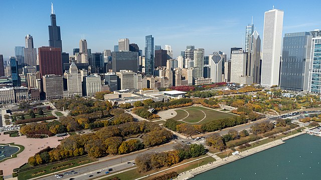 176 Chicago Trivia Questions (Ranked from Easiest to Hardest)