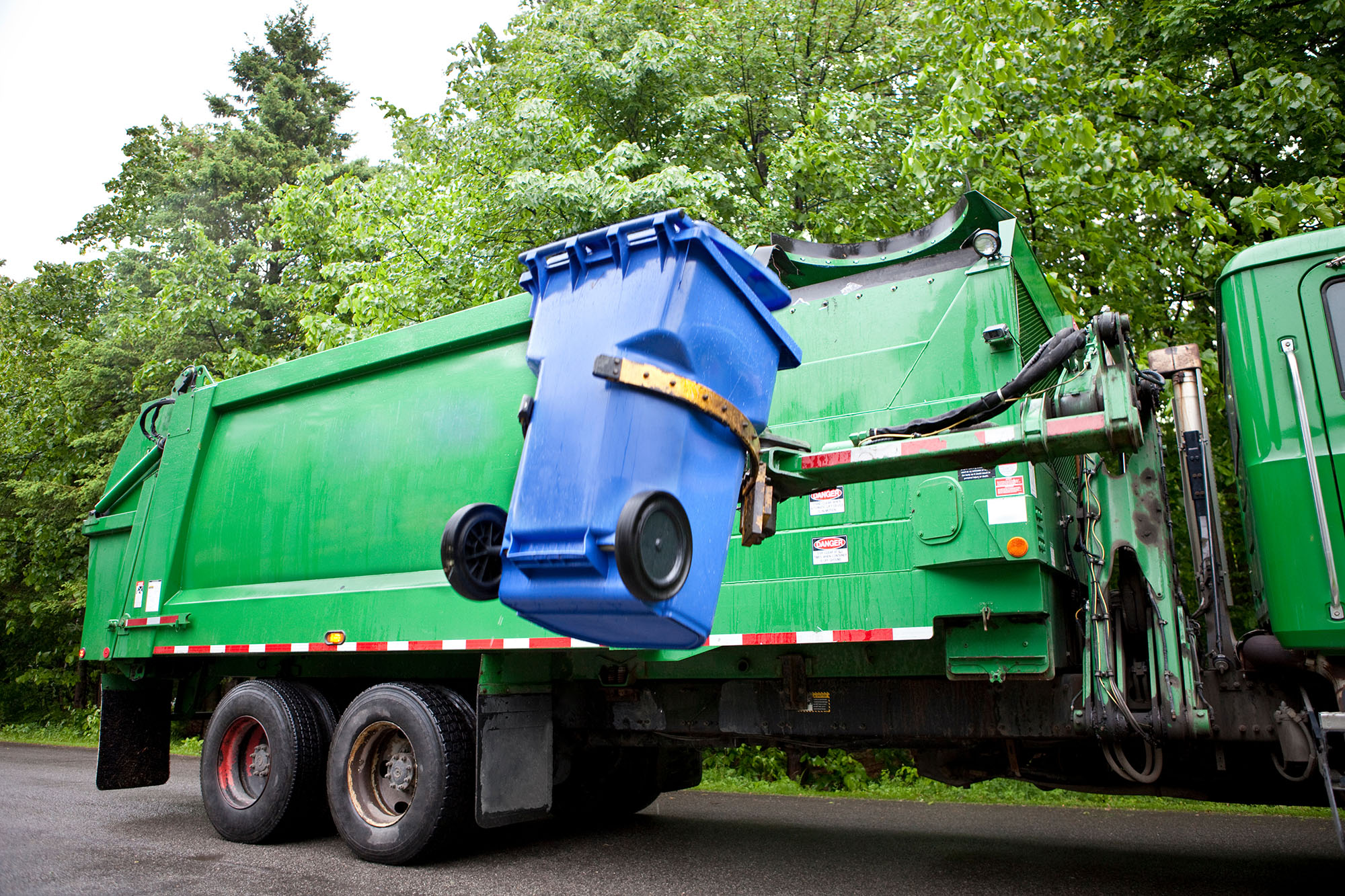 Daupler | Using response management for solid waste collections