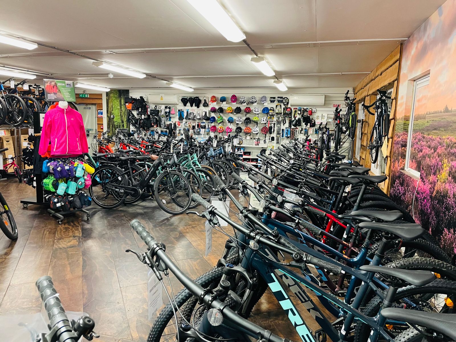Shop: Bike Sales & Repairs - Cyclexperience