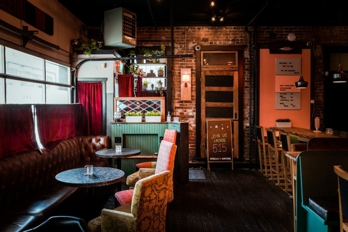 The 515 Bar | Vancouver Craft Cocktails & Craft Beer Bar