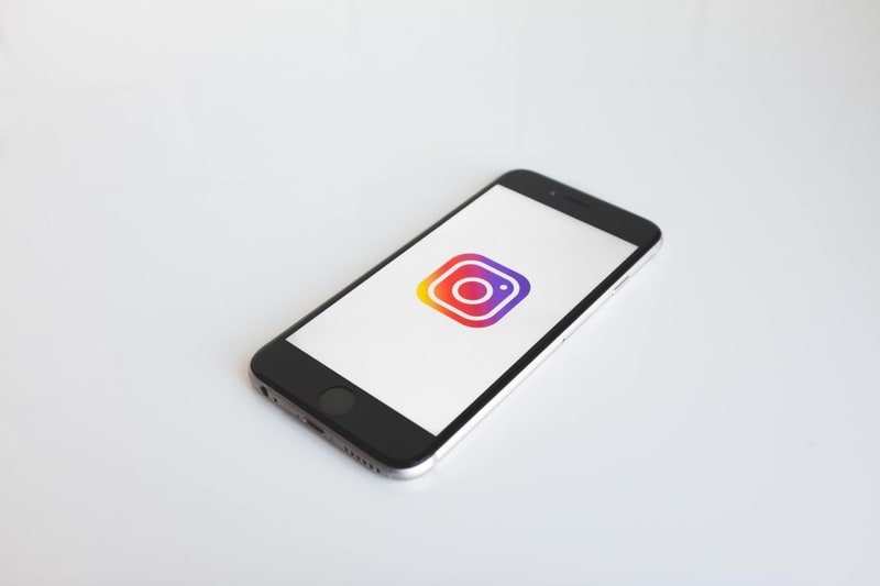 Instagram Launches New Feature Live Rooms Decktopus