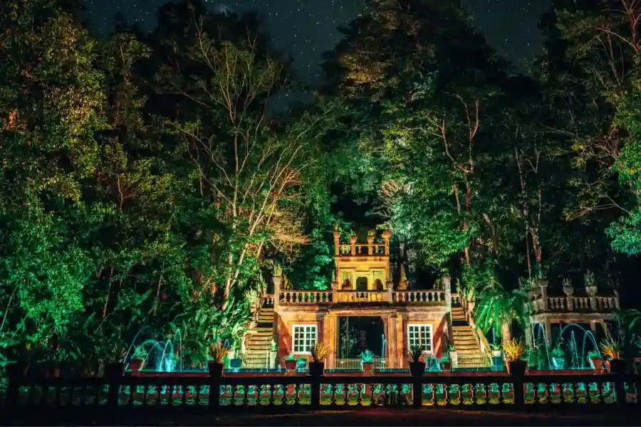 Paronella Park Tours from Cairns - Far North Escapes