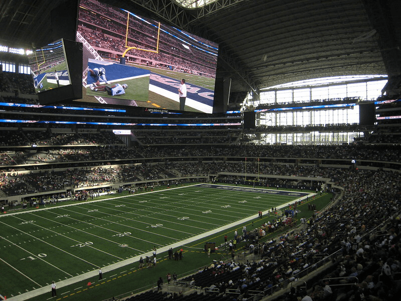 What Is a Video Wall and How Does It Work? | Wallboard Blog