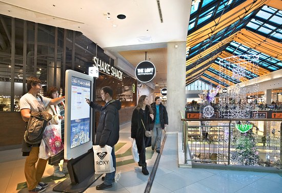What is Digital Signage? Here’s How It Can Help Your Business ...