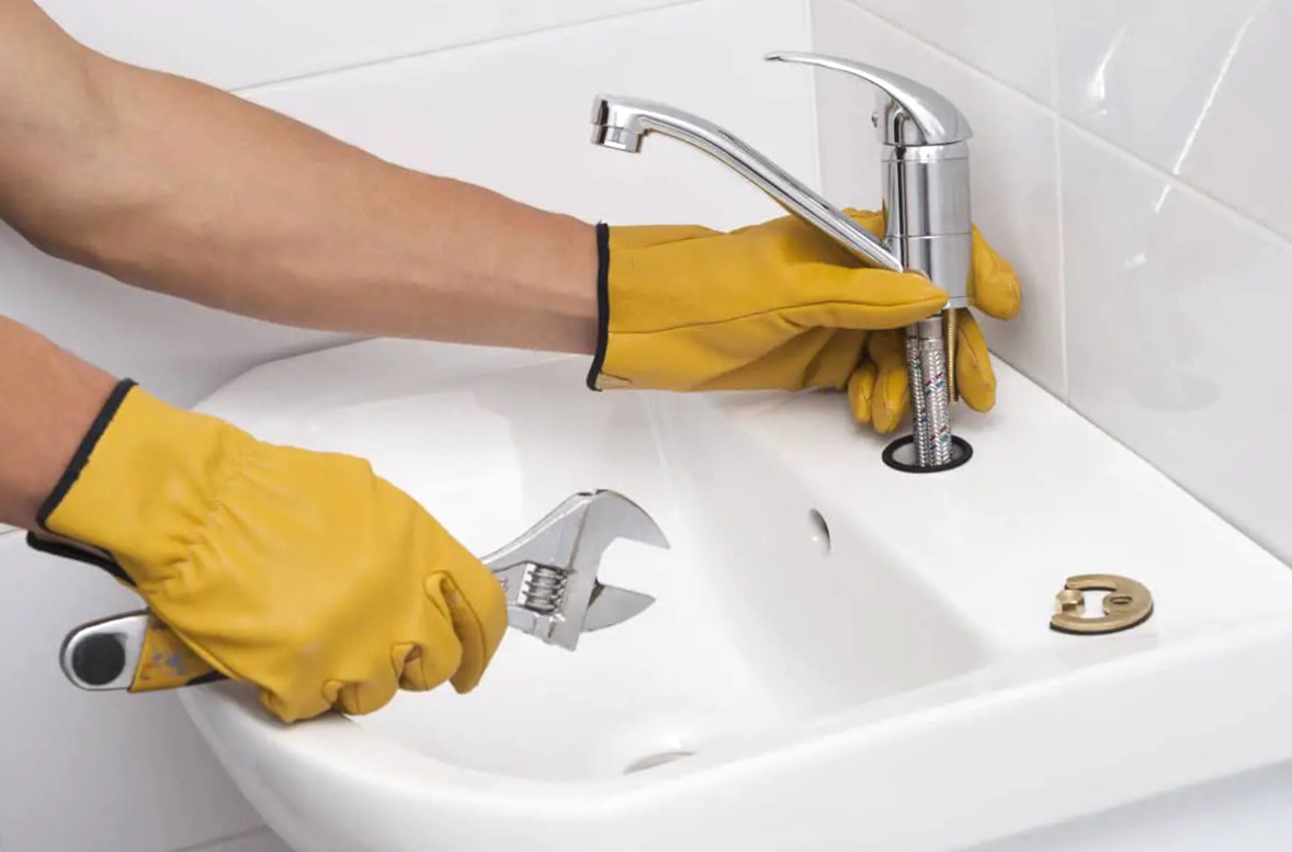 How to stop taps dripping - Heroplumbing.com.au