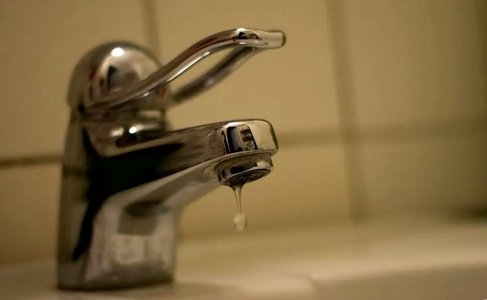 How to fix a leaky tap - Heroplumbing.com.au