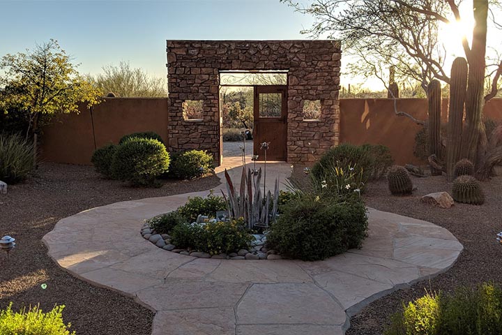 Compact Desert Scapes: Your Small Yard Blueprint