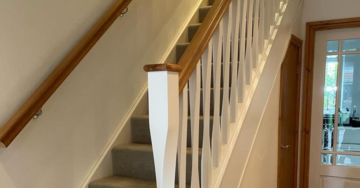 Solid Oak and White Painted Staircase With Twisted Spindles | The Stair ...
