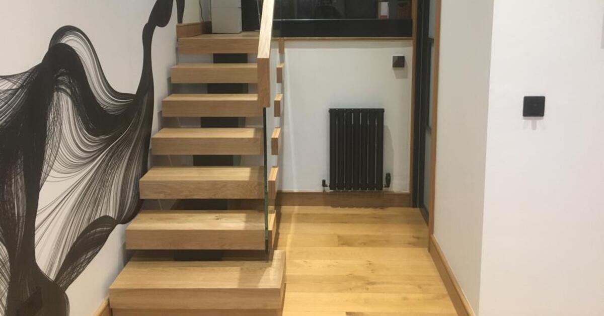 Small Solid Oak Spine Staircase With Glass Balustrade | The Stair Shop