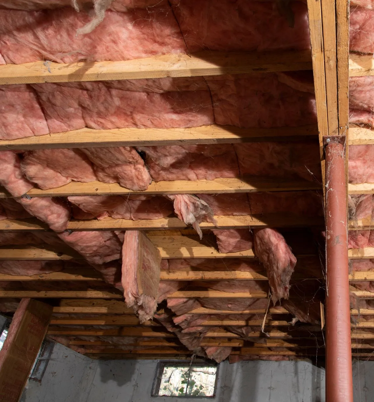 Stucco Failure: Causes, Signs & Remedies