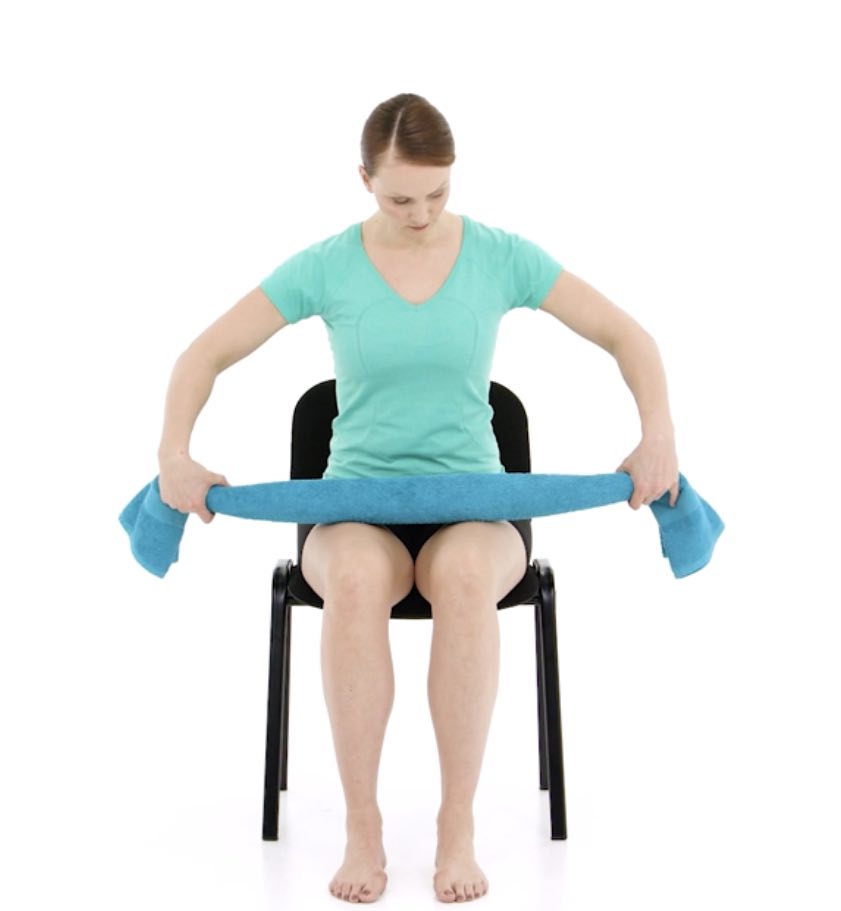 How to perform the Towel Neck Stretch - Physitrack