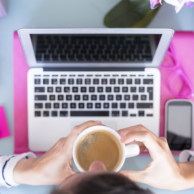 Pitching Media Around the Holidays | Bolt PR