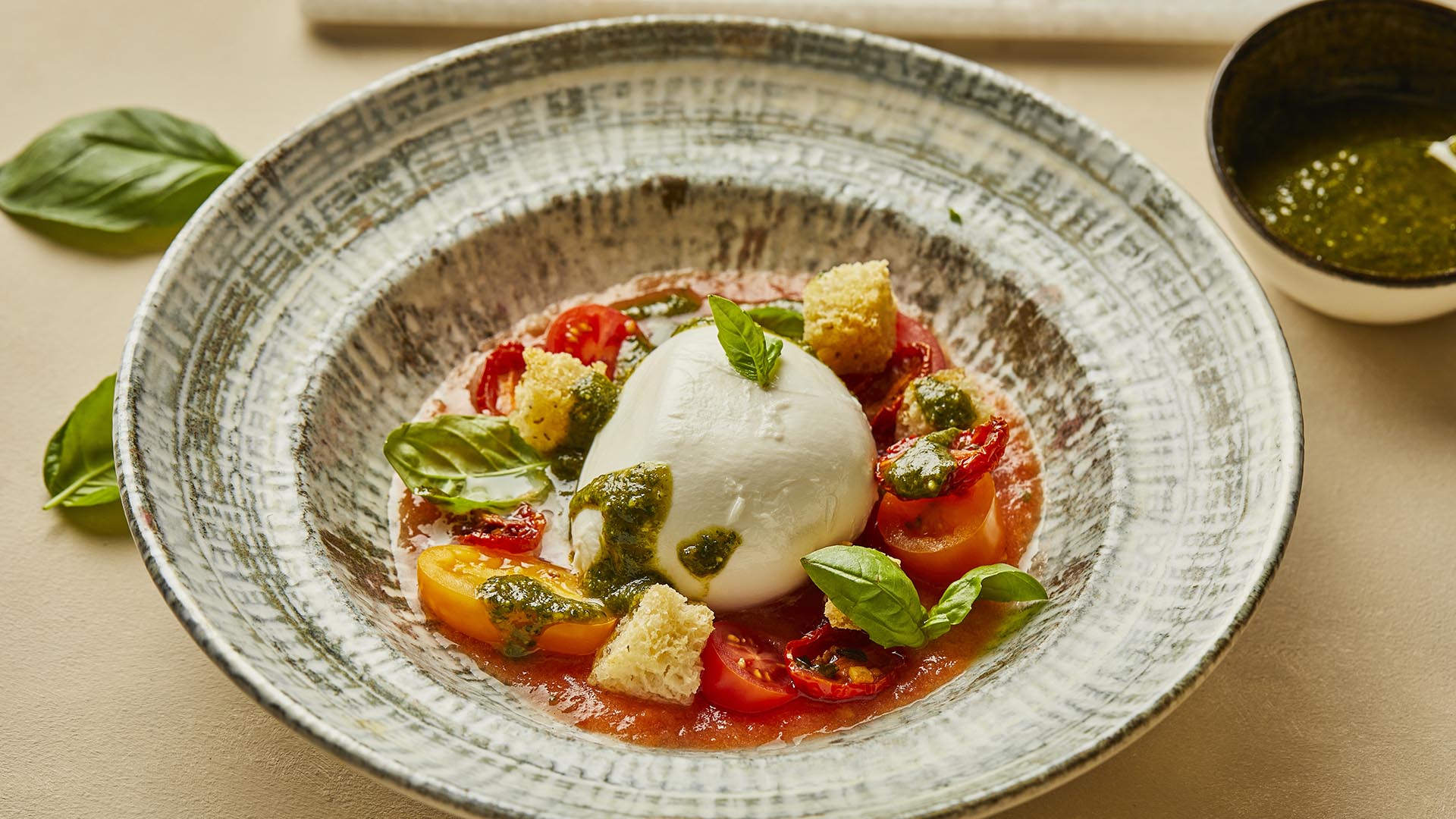 Obicà Mozzarella Bar - Italian Restaurant and Pizzeria in Via Cusani, Milan