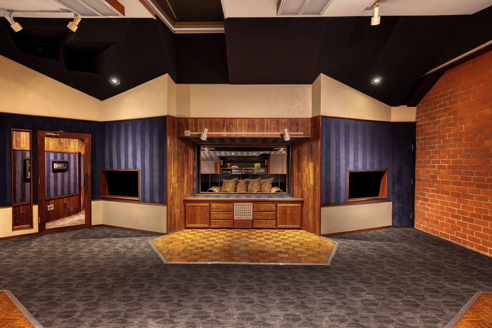Westlake - Studio C