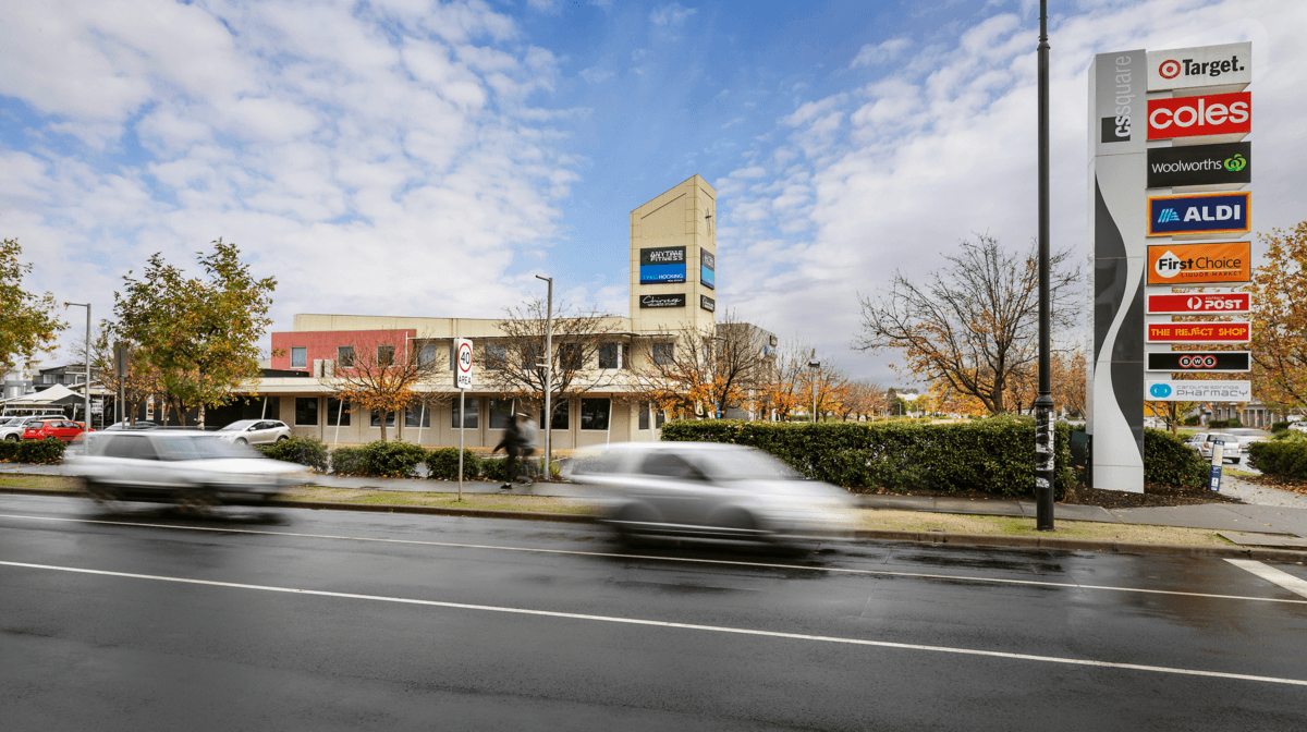 2-8 Lake Street, Caroline Springs