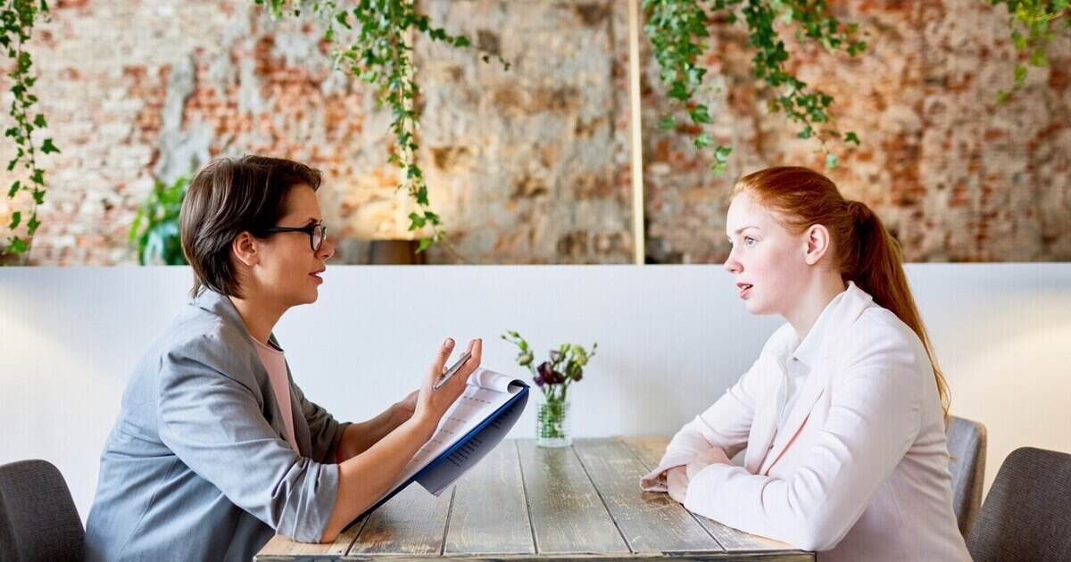 Conduct a One-on-One Interview with These 5 Easy Steps