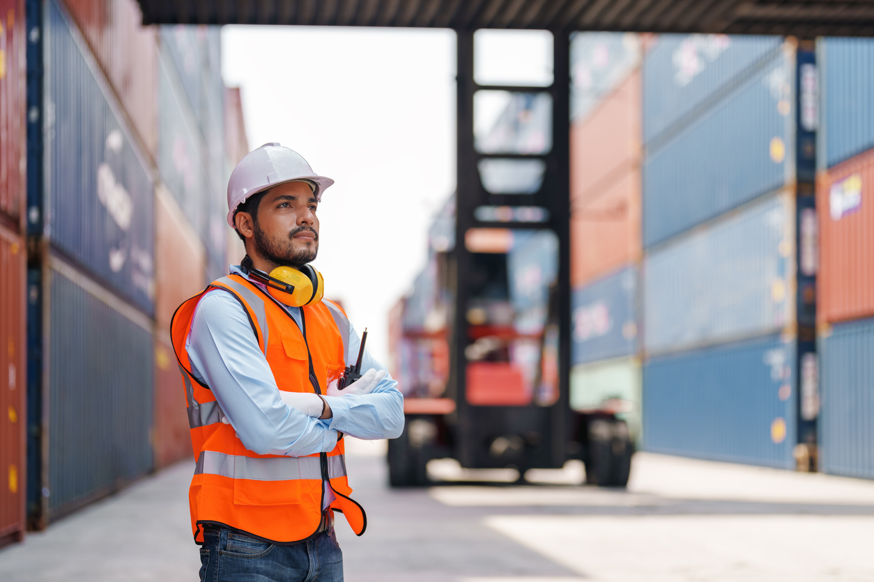 Alibaba Shipping Costs to the UK Explained | Bezos