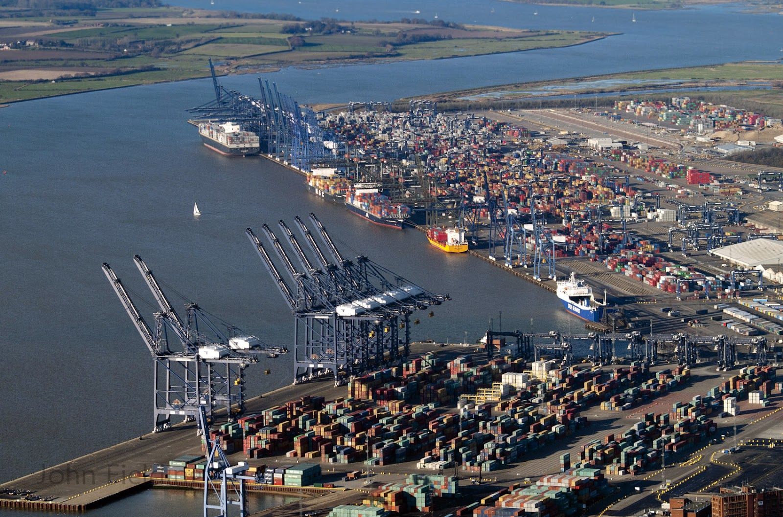 Top 7 Biggest Ports in the UK: A Complete Guide