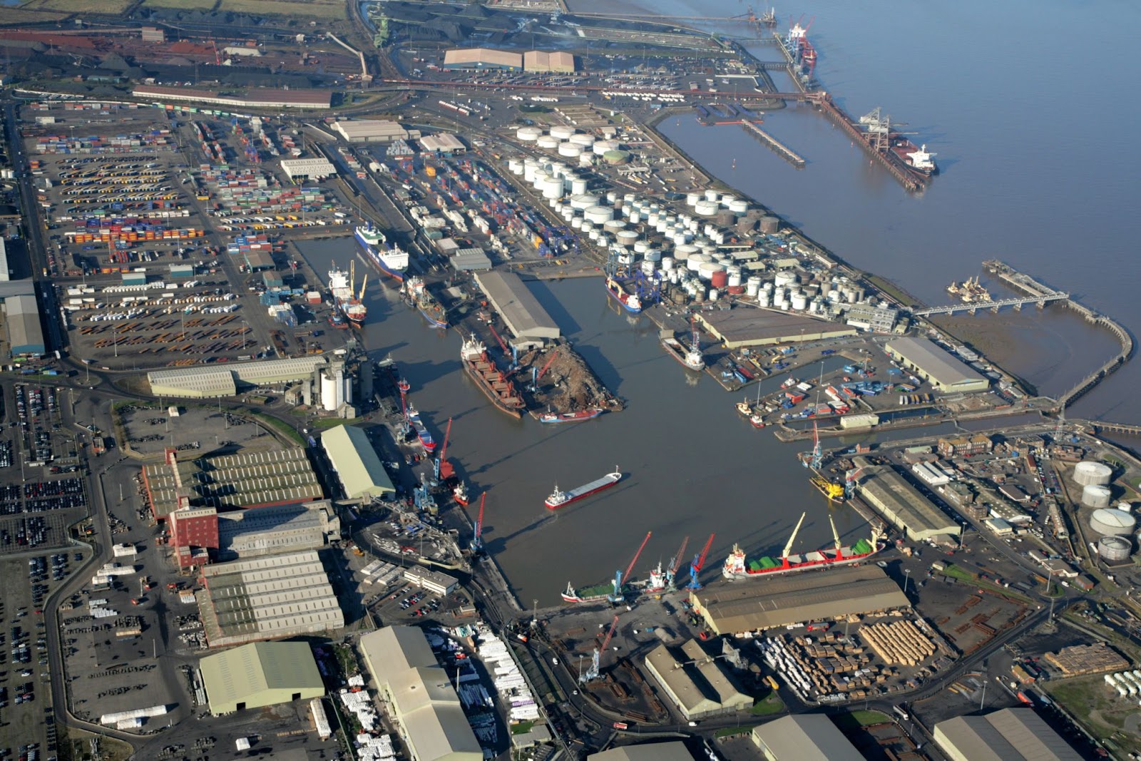 Top 7 Biggest Ports in the UK: A Complete Guide