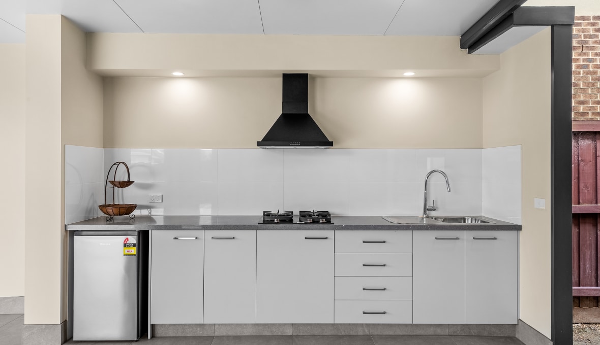 A custom outdoor kitchen in Cranbourne North, Melbourne | Project