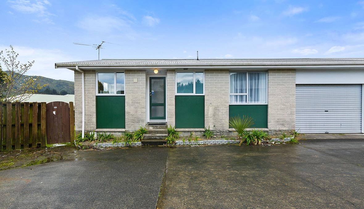 A Colourful Interior and Roof Rescue in Wainuiomata, Lower Hutt | Project