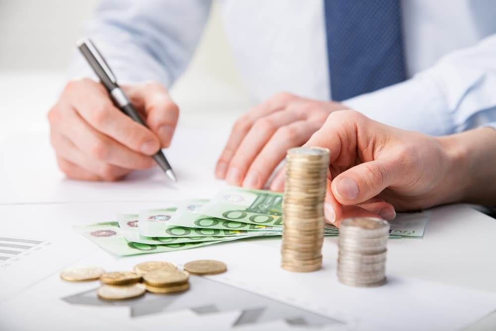 Cost Control vs. Cost Reduction: What’s the Difference? - Tradogram