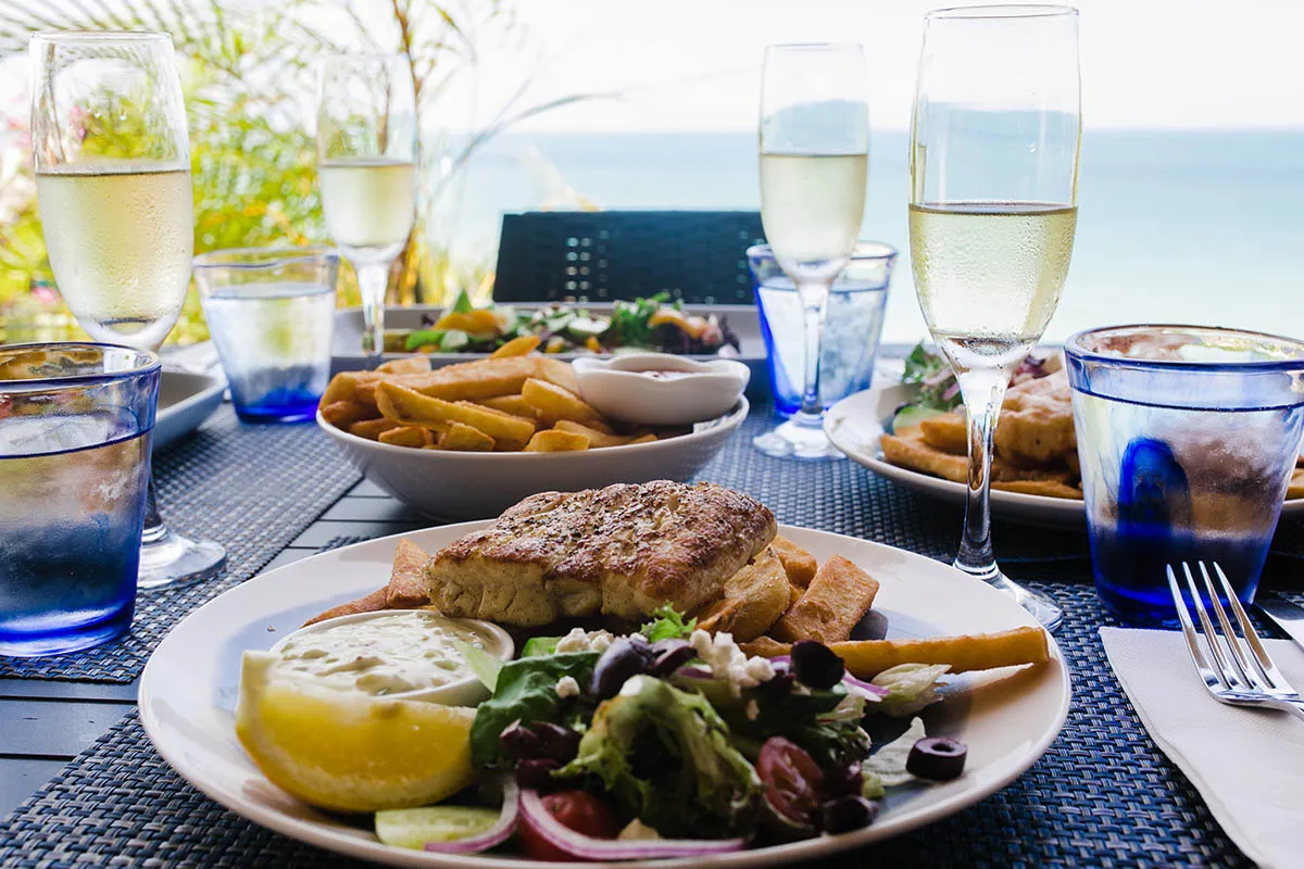 Dining - Bremer Island, Banubanu NT