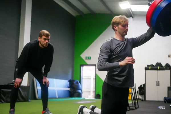 Goalkeeper Strength & Conditioning: Optimising your goalkeeper training ...