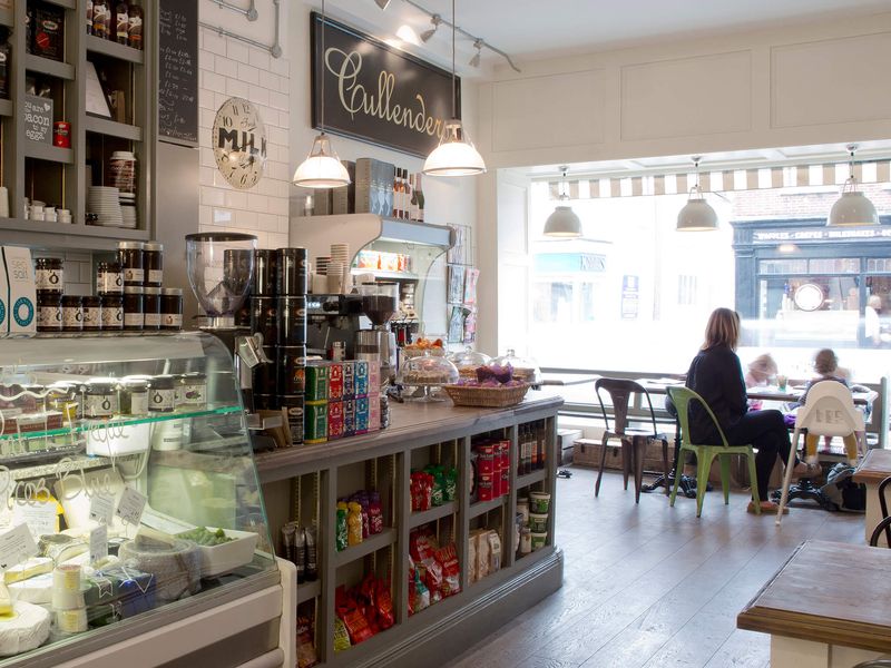 Cullenders Deli