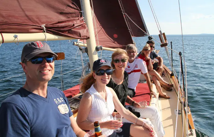 Boat Etiquette 101: How to Be a Good Crew - Marinalife